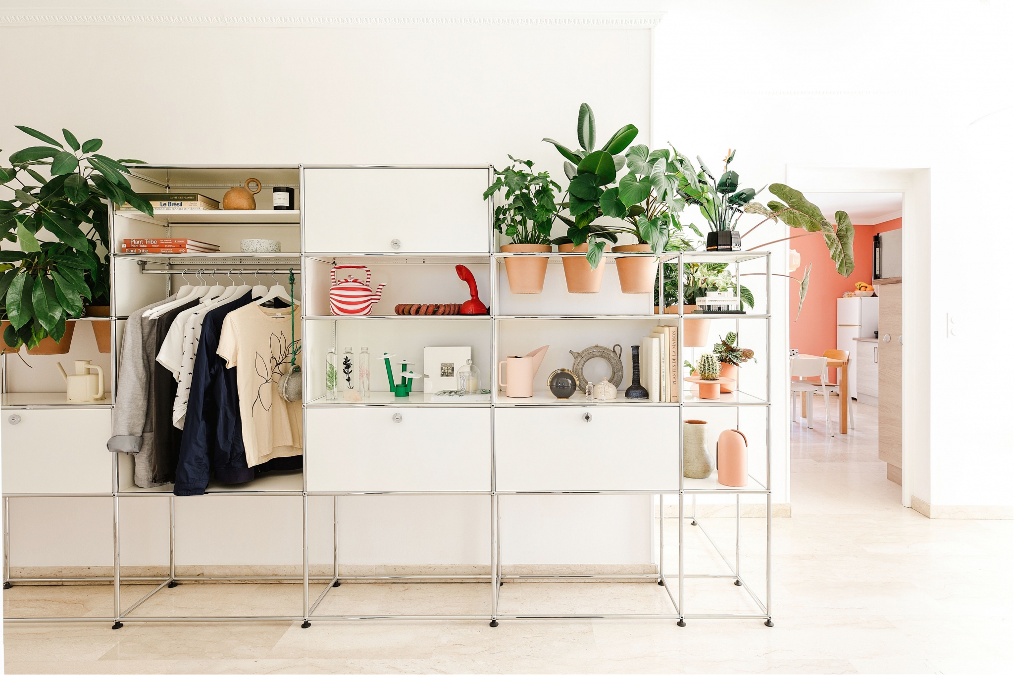 World of Plants for USM Haller – A Southern French hallway - Urban ...